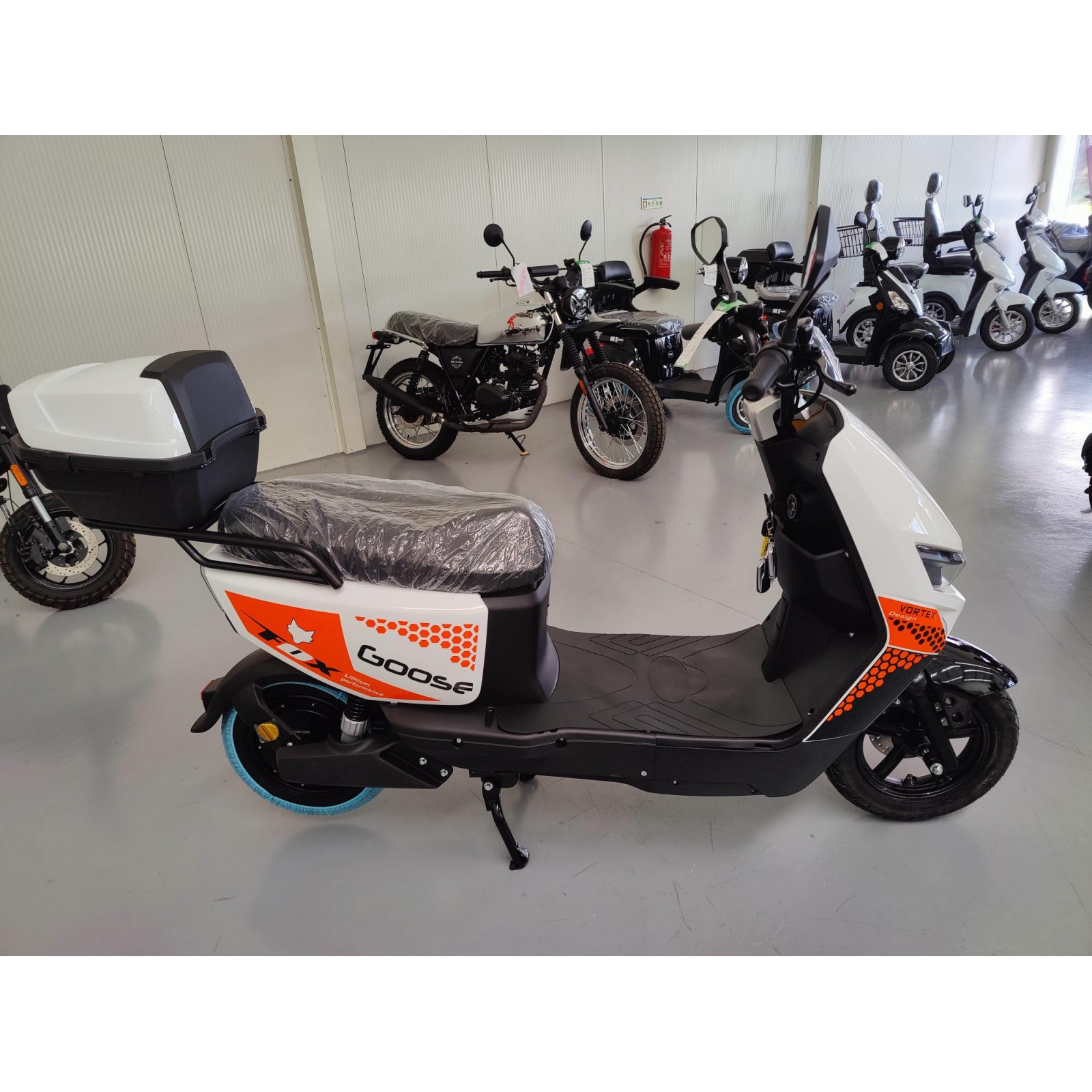 BICICLETA ELETRICA GOOSE FOX LITIO (WHITE EDITION)